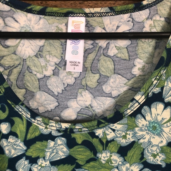 LuLaRoe | Tops | Lularoe Top | Poshmark